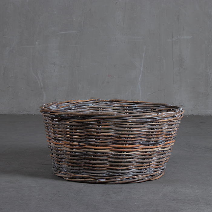 CANASTO EN TIERRA M GRIS – Area Design