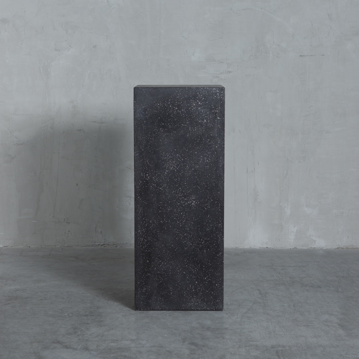 PLINTO NEGRO I – Area Design