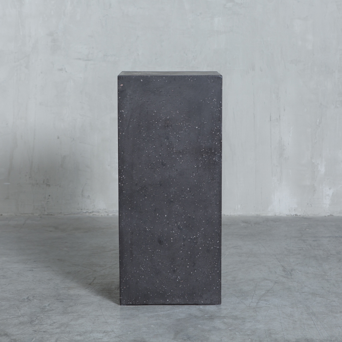 PLINTO NEGRO II – Area Design