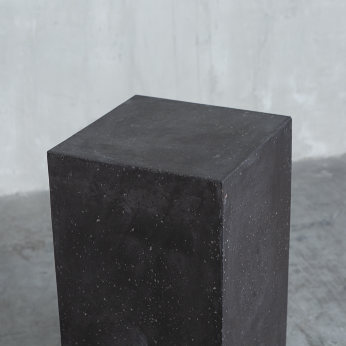 PLINTO NEGRO II – Area Design